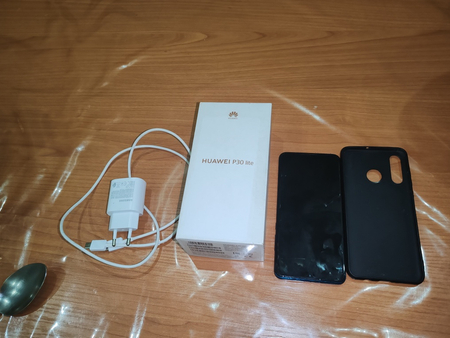 Huawei p30 lite, Хуавей