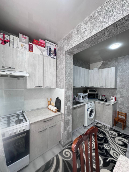 Срочно!!! Продам Юнусабад-15 3/2/4 ориентир Арбат