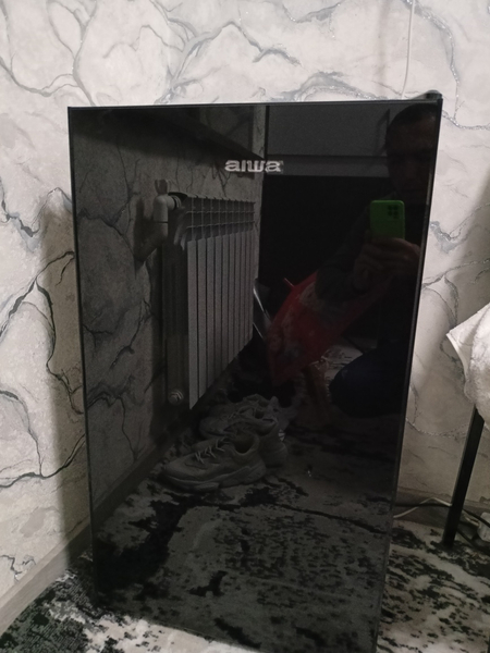 Aiwa xaladilnik srochna sotiladi