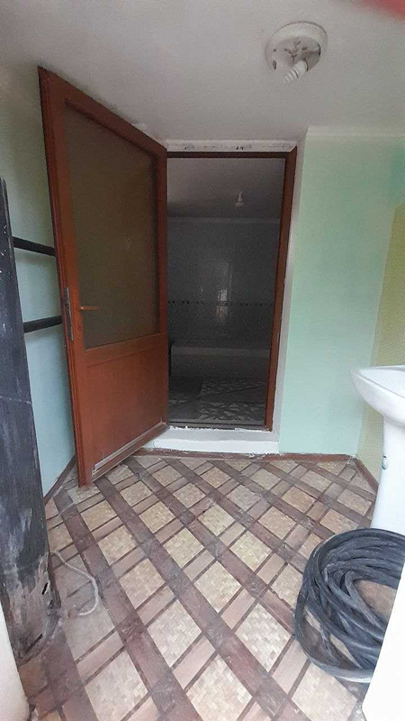 Срочно продается дом на земле.