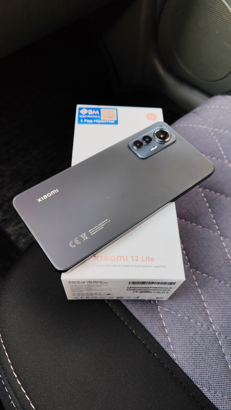 Xiomi 12 LITE. 8/128mb. Ўзим тутганман
