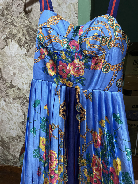 Продам блузку куплена была дороже