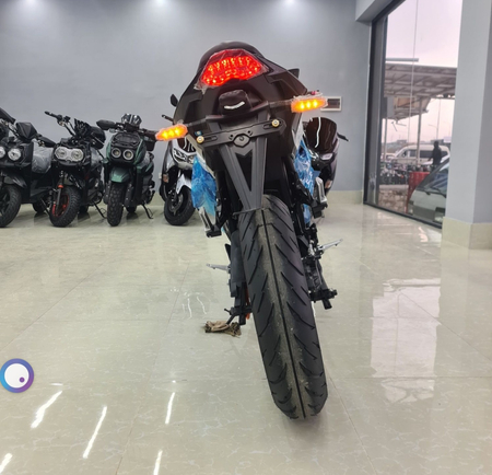 Bayk  elektroni  sotiladi  3000w  li  motor