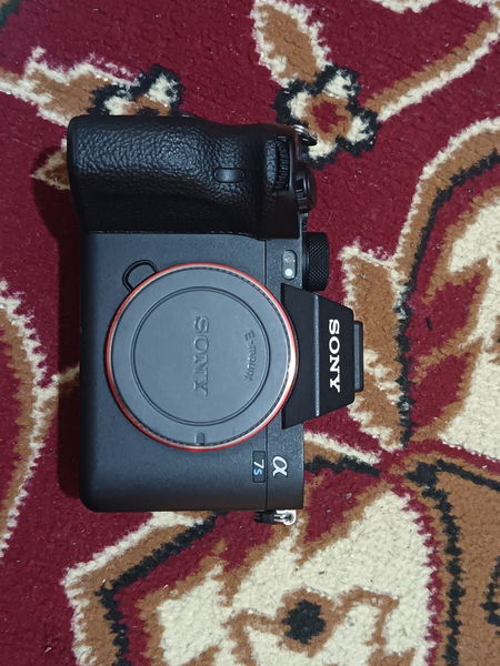 Sony a7siii camera sotladi