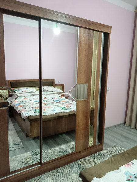 Квартира сотилади