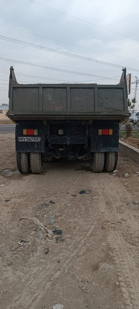 Kamaz sotiladi sastiyaynisi yaxshi balonlari 6ta yangi qogani oʻrta