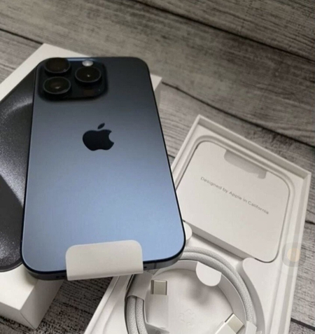 HOВЫЙ, ОPИГИHАЛЬHЫЙ iРhоnе ХR в кoрпуcе 15 Prо паять 128GB