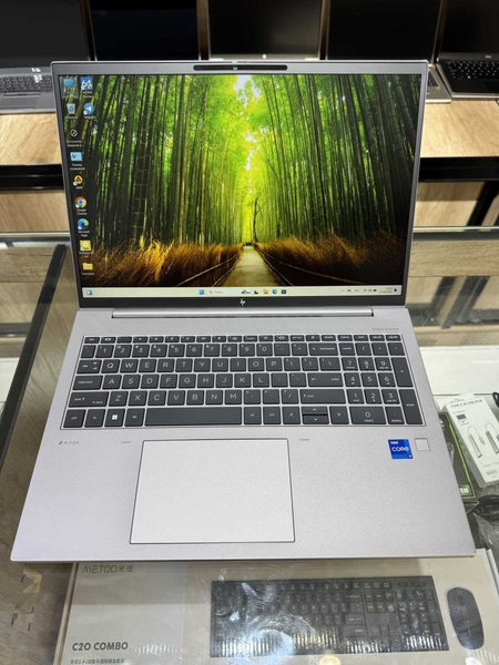 HP ZBook Firefly 16 G10 Core i7-1360P озу16гб DDR5 512ssd