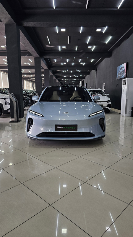 NIO     ET5 

> Elektromotor quvvati :  150 kw
> Yuqori tezligi : 185
