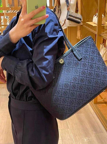 Сумка Tory Burch Monogram: Символ Стиля и Изысканности