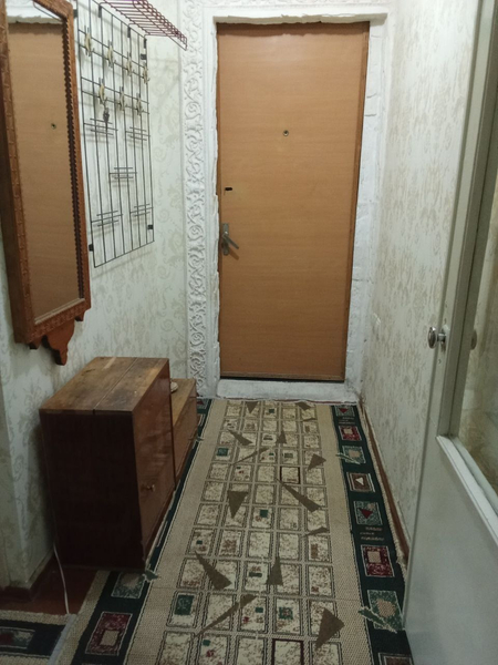 Продаётся 2х комнатная квартира