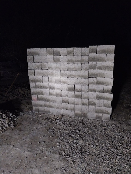 Sfatli beton bloklar