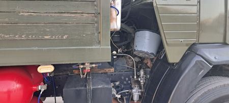 Kamaz 10 tonnalik tirkamasi yangi balonlari yangi Metani bor kelishami