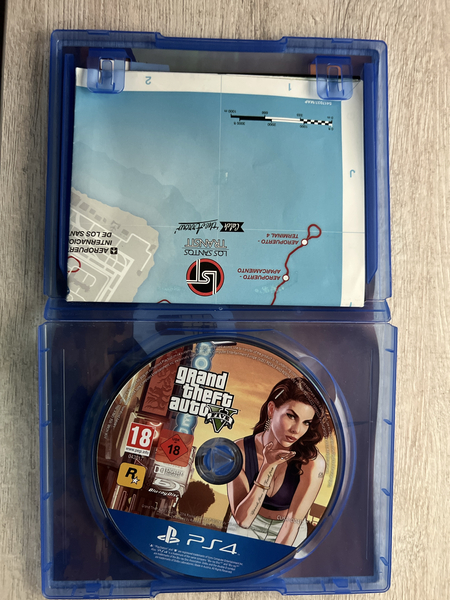 Продаётся диск Gta 5 & Red Dead Redemption 2