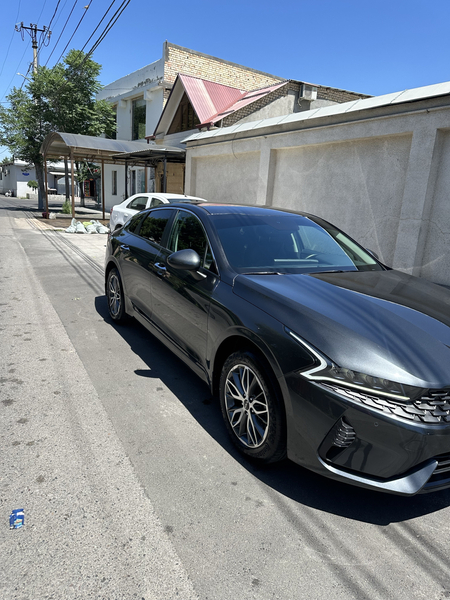 Kia k5 мокрый асфальт