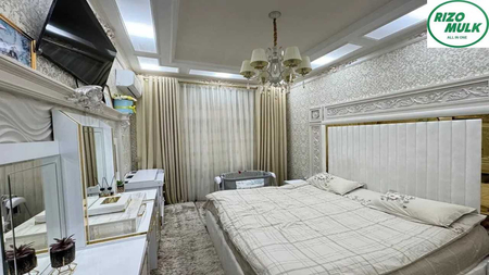 Назарбек Харакатда файзли ховли сотилади. NR494/35