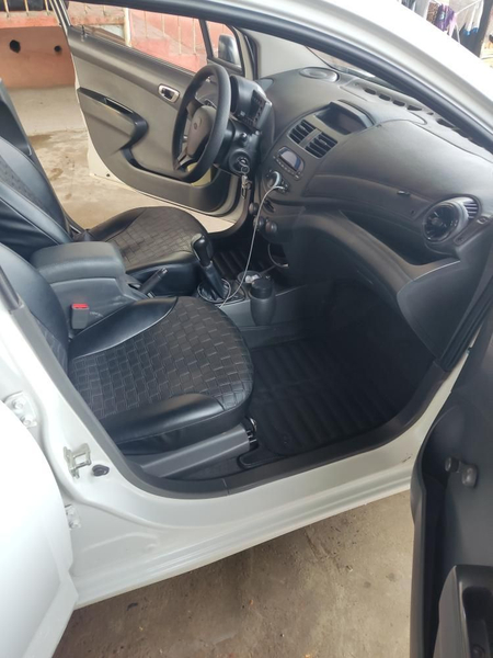 Ozimmiki 1 ta qol kaydalgan top toza gazi bor