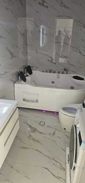 Продам 3-х комнатную в Шайхантахурском р. ЖК GARDENS (Tashkent City)