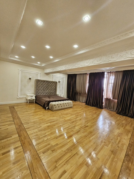 ГАБУС .Дуплекс. Мирабадский район  м.Айбека.4/8/8 общ.площадь-325м².