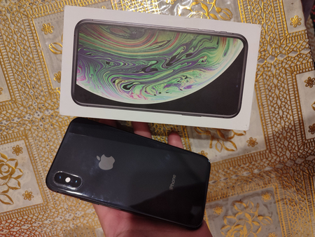 iPhone xs 256GB Black