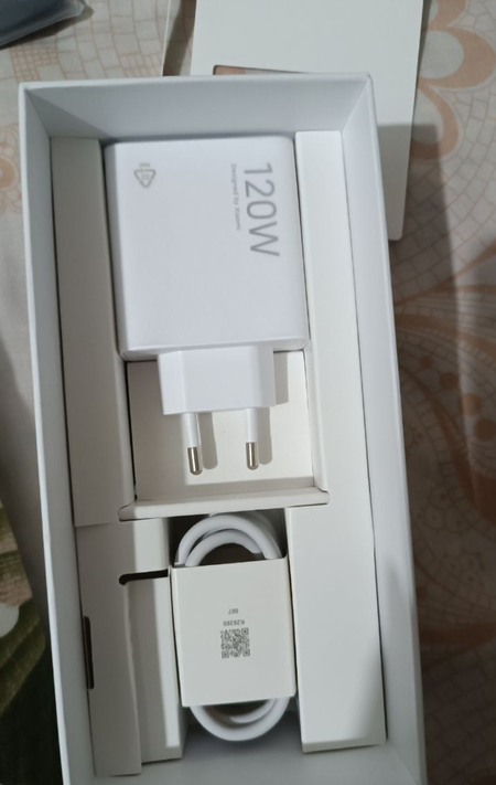 Redmi note 13 pro plus +