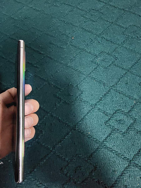 Samsung galaxy note 10 5G sotiladi