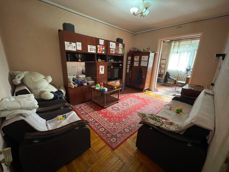 Продажа Б.И.Й ориентир Буз базар 3/3/3 . Балкон 2х6. 83м2