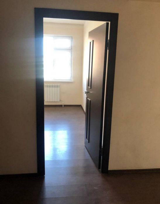 .ЭНГ АРЗОН 3хона 2чи этаж 58м2 разделный санузел хам Сергели 3А метро.