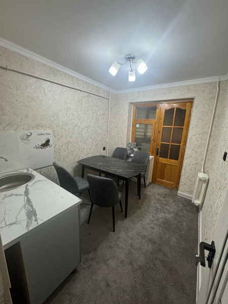Продается квартира Чиланзар 6. 1/2/4 Кирпич Ор-р ТЦ Парус