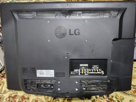 продается Телевизор LG