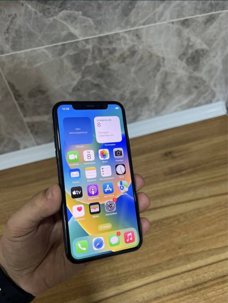 Iphone 11 pro ideal holatda feys id trueton ishlaydi