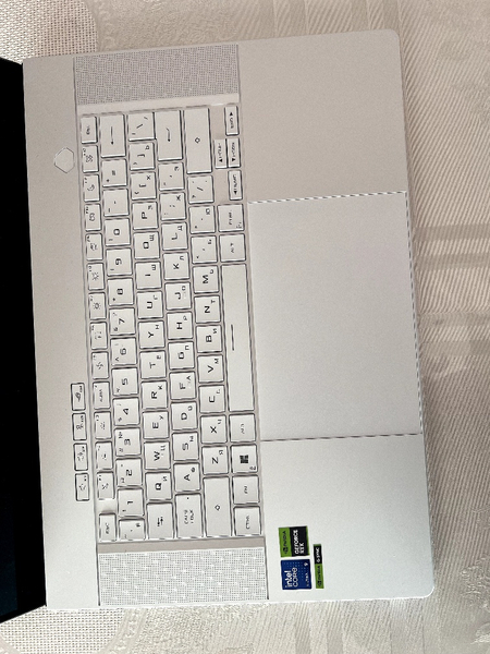 ASUS ROG Zephyrus G16 OLED