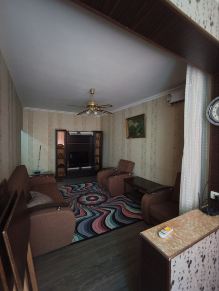 Срочно! Аренда! Юнусабад 11кв 1/2/4 чистая 350у.е +комиссия