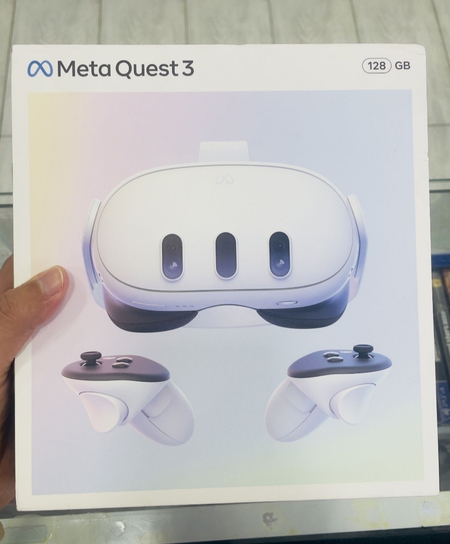 Продаю Oculus Quest 3