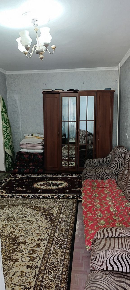 Продаётся 2/4/5 на массиве Ахмад Югнакий ТТЗ, 54000$