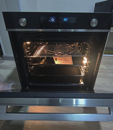 Духовой шкаф midea MO7300KGB
