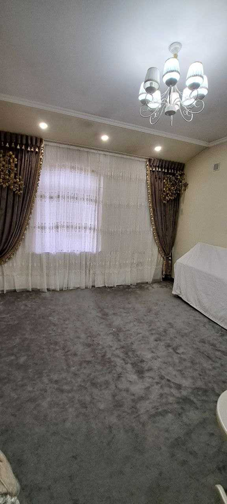 Xoji ota masjidi yonida 3 sotix uchqaxramon postdan 6km ichkarida