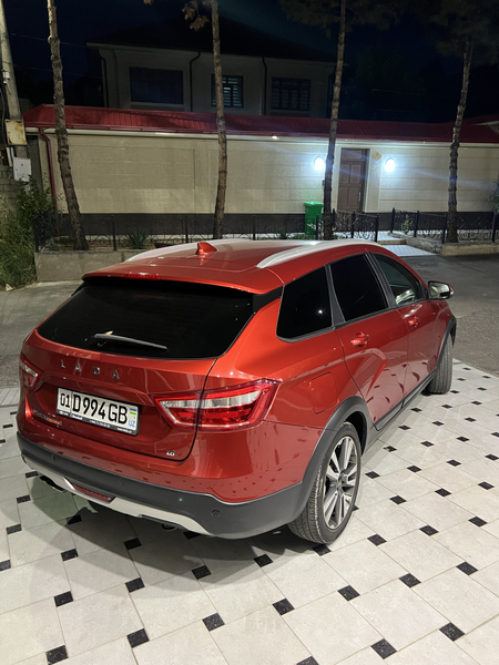 Lada vesta sw cross