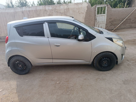Chevrolet Spark avtomobili