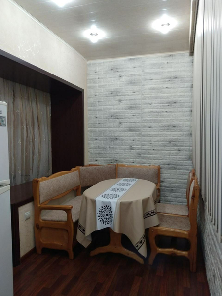 Продается 2 ком квартира Ц-5 с мебелью срочно
