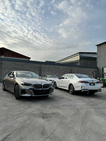 BMW I5 35L FULL 80.000$