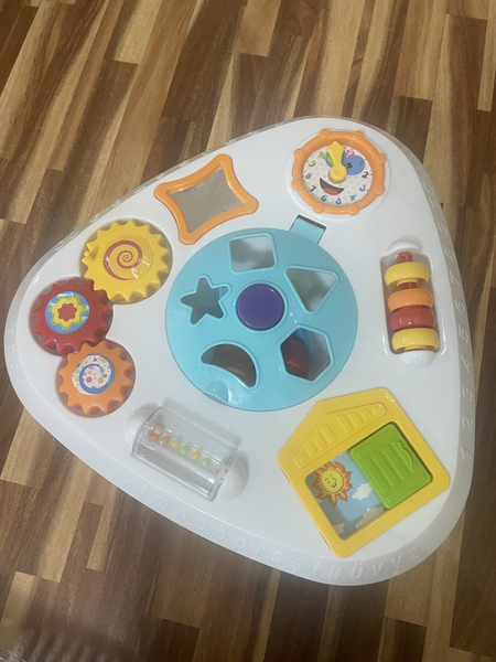 Игрушки новые.