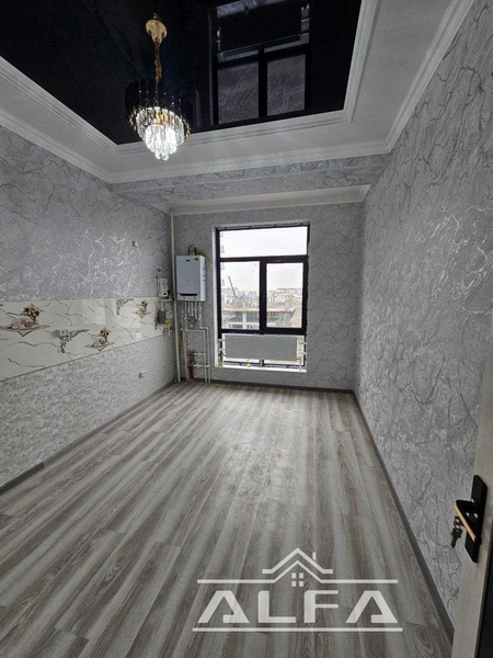 2 xonali 65m² 4-qavat sotiladi.