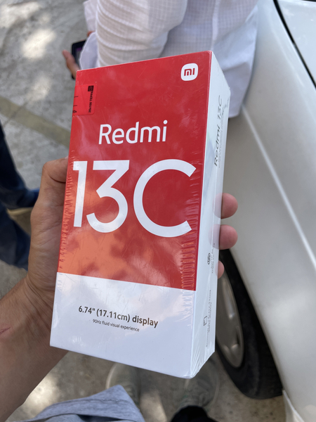Продам новый Redmi 13C запечатанный 128GB