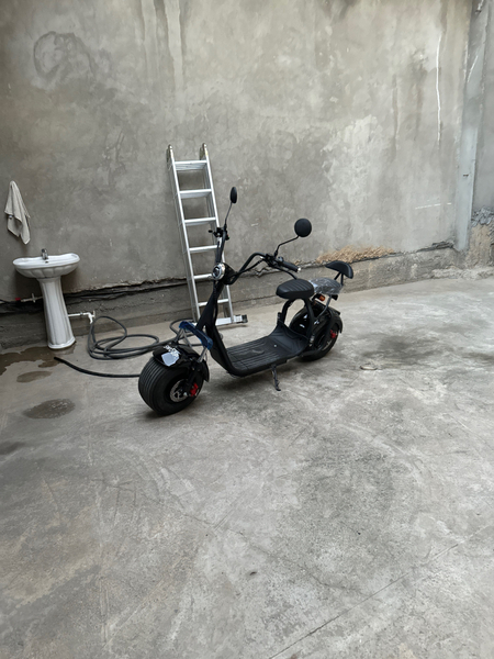 Swoop Electric Scooter Turbo 2000w