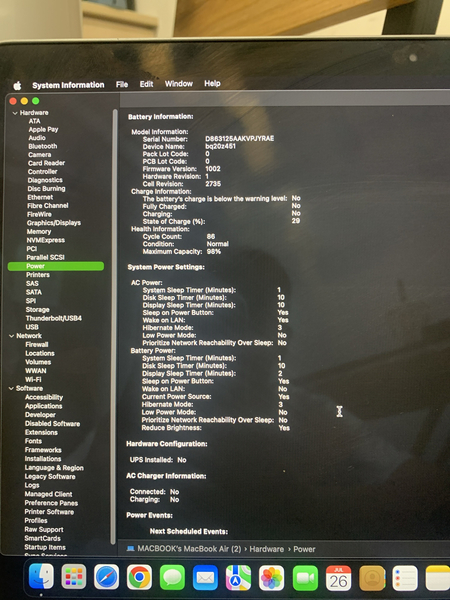 Macbooc Air 13 8/256gb M1 chip karopka dakument bor yomkost 98%