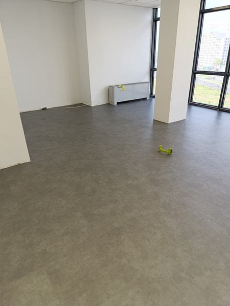 Linoleum ustanovka