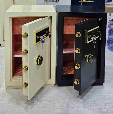 Сейф электронный кодли ва кумли 70×45×40 оптим нархда достафка бесплат