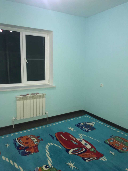 Motrida 7 etajli domlarning 3 etajida 3 xona ijaraga beriladi oilaga