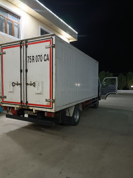 Isuzu moshin sotiladi